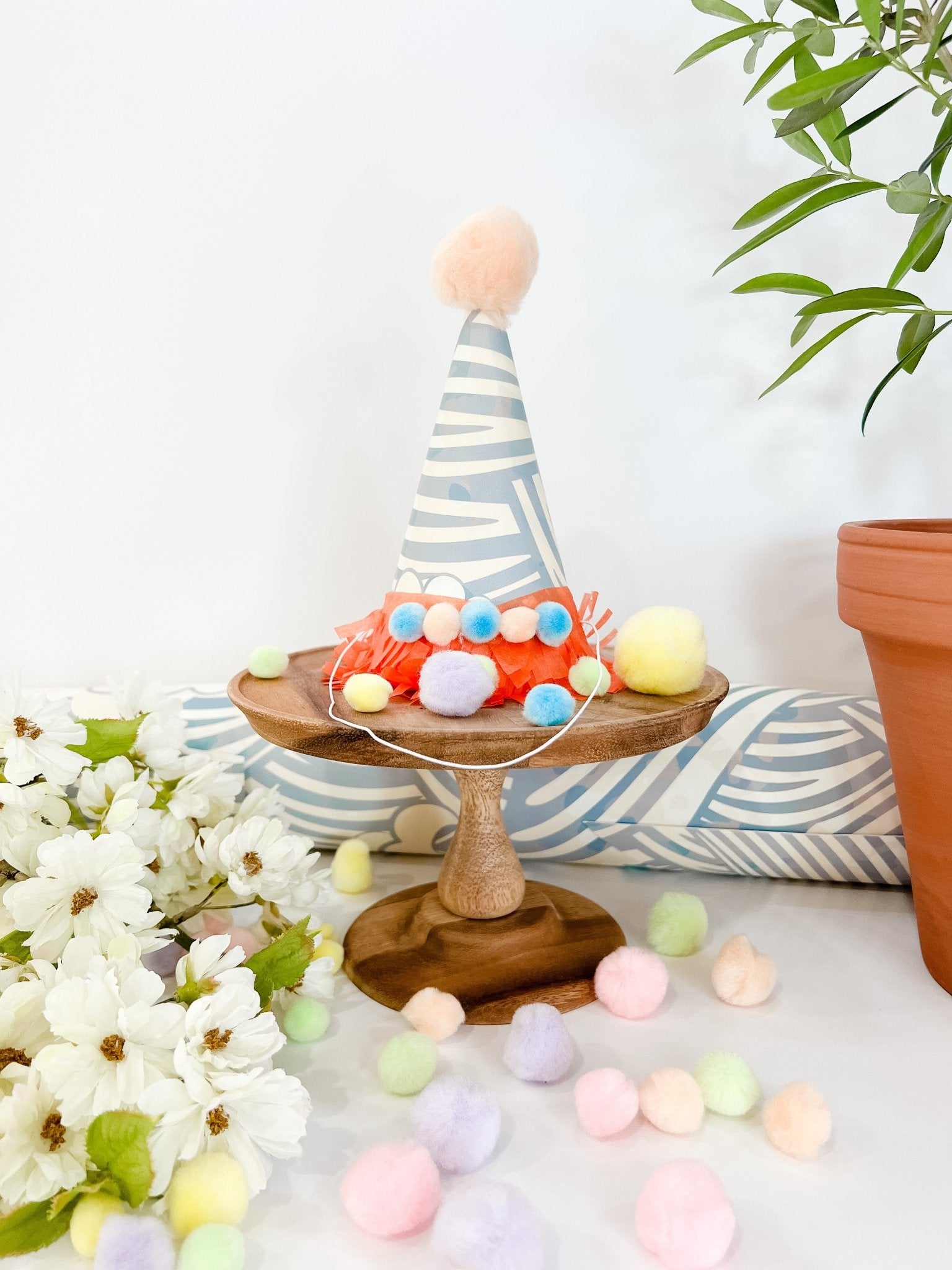 Easy DIY Party Hat Tutorial DIY