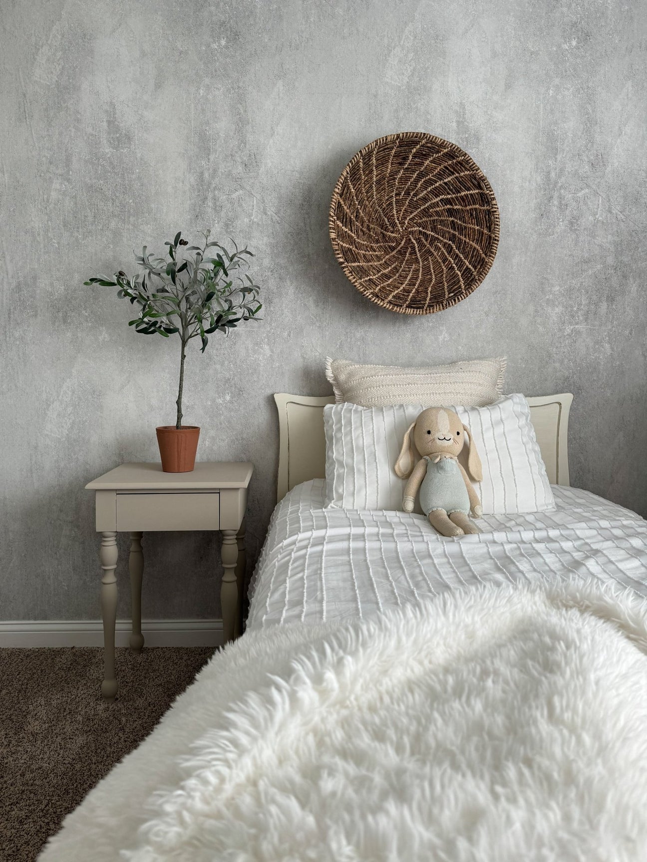 Venetian Plaster Peel and Stick Wallpaper (Concrete/Cement Style)